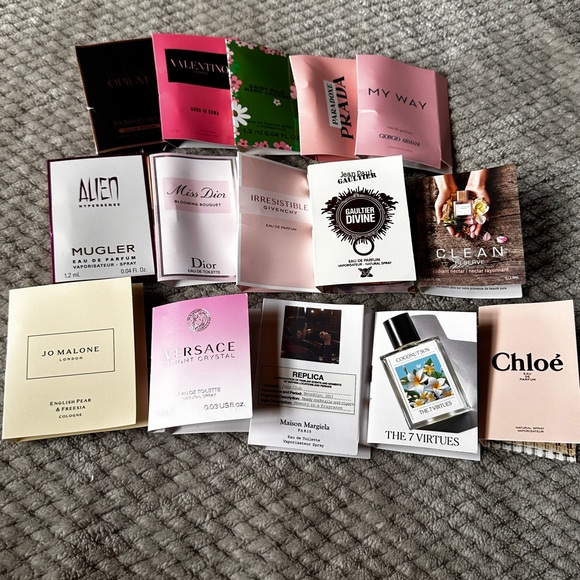 Marc Jacobs | Bath & Body | New Womens 5 Piece Fragrance Perfume Sample ...